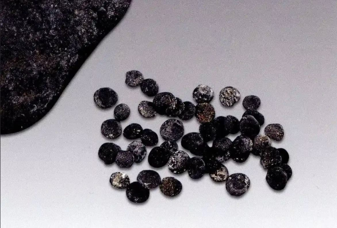 How Ancient Chinese Ink Was Made: Oil Soot vs Pine Soot